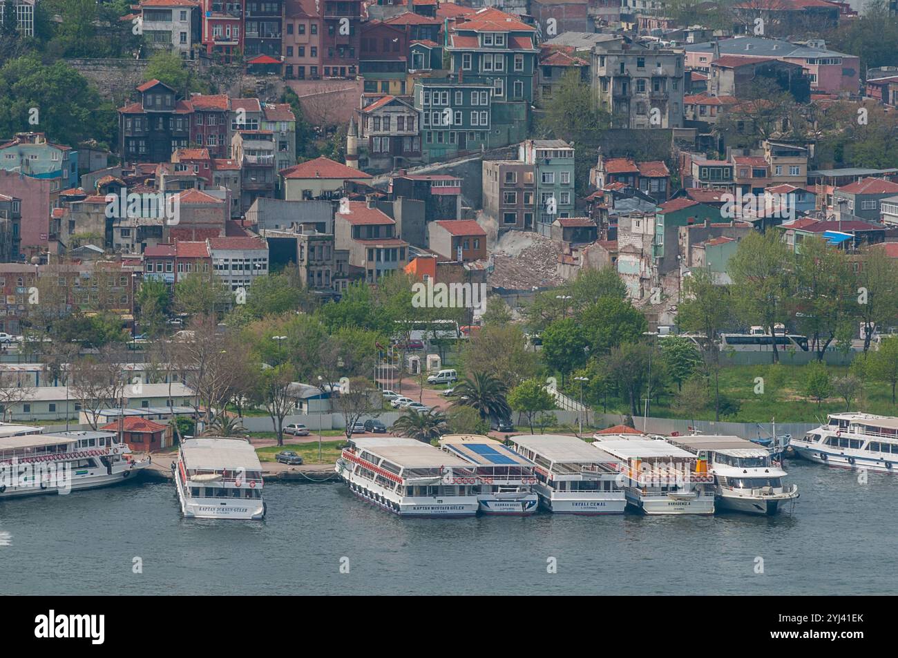 Istanbul and city hi-res stock photography and images - Alamy