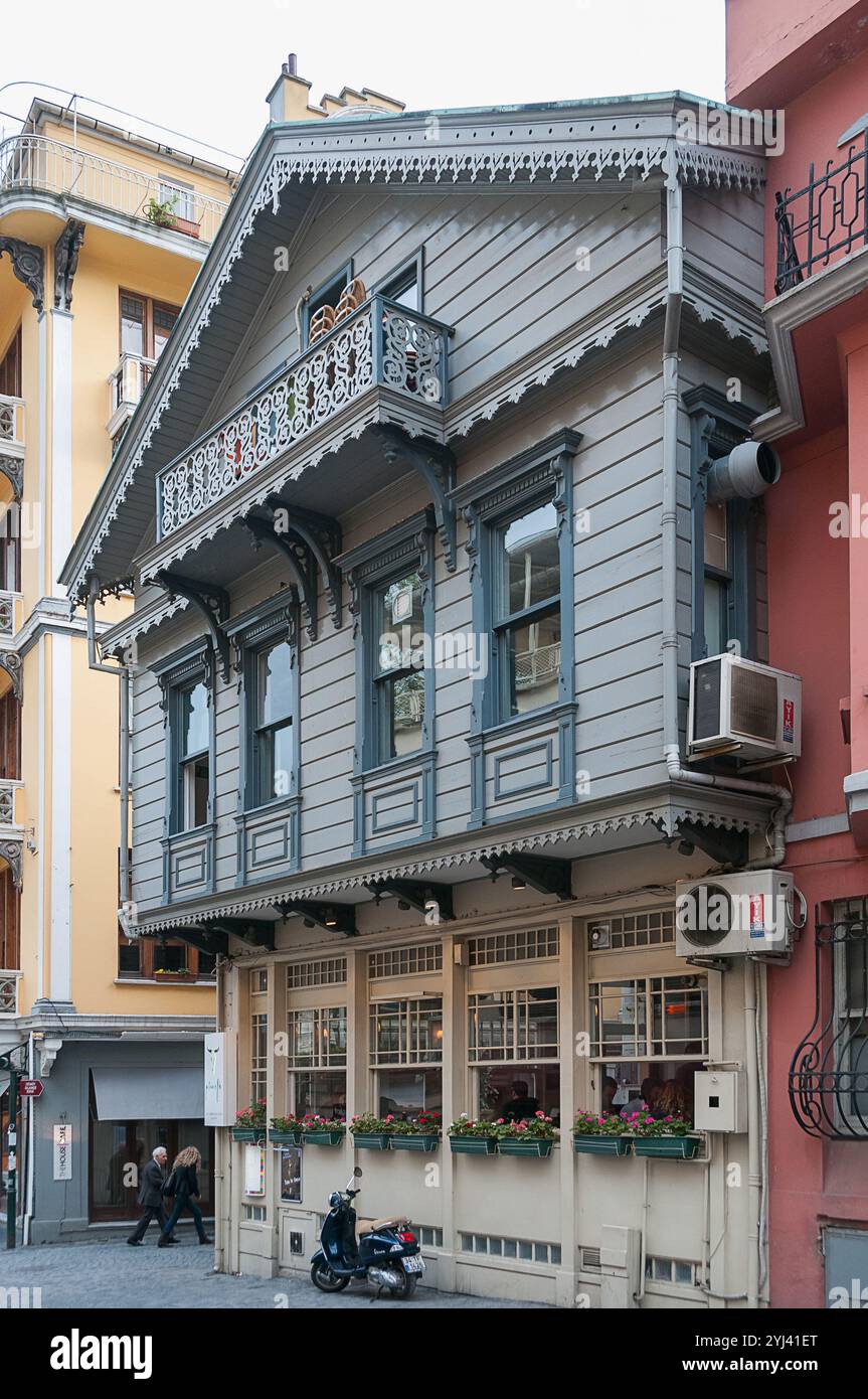 Culture of istanbul hi-res stock photography and images - Alamy