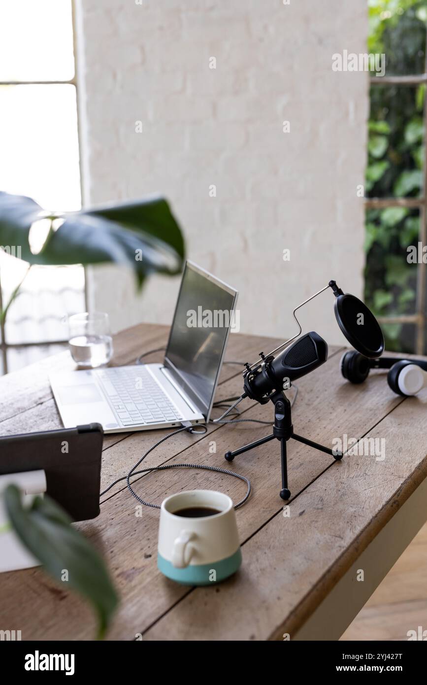Ergonomics office setup hi-res stock photography and images - Alamy