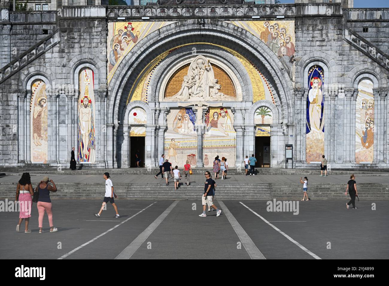Tourists, Pilgrims & Decorated Facade of the Basilica of Our Lady of ...