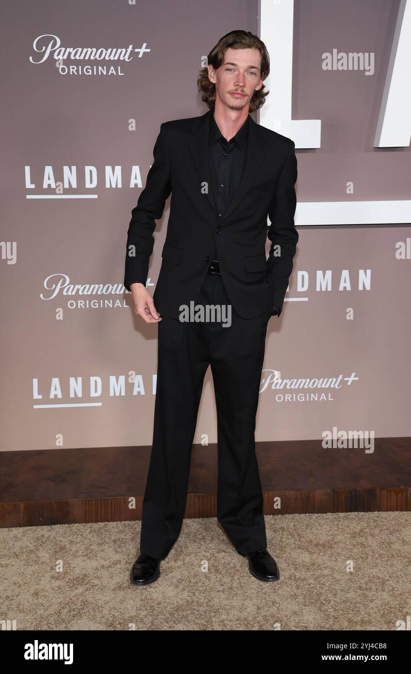 Los Angeles, Ca. 12th Nov, 2024. Jacob Lofland dt the Landman premiere ...