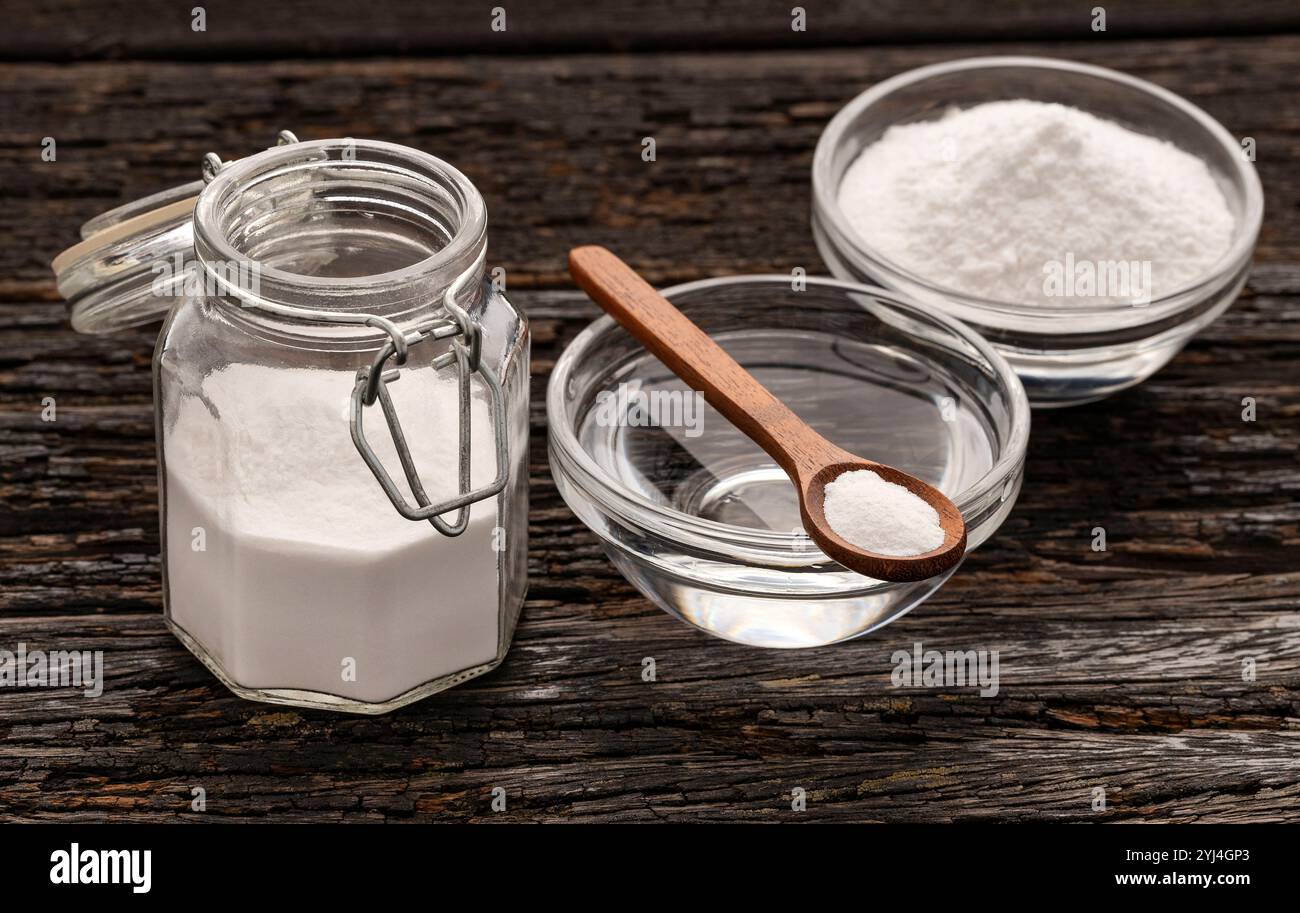Glass jar with baking soda to mix with vinegar - Deep cleaning Stock ...