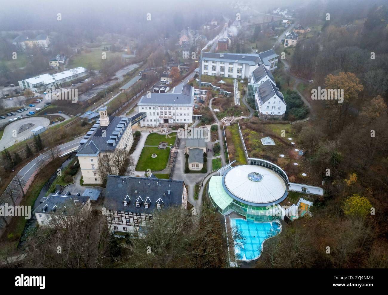 PRODUCTION - 12 November 2024, Saxony, Thermalbad Wiesenbad: View of ...