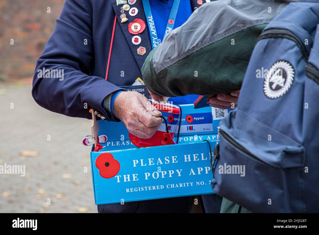 Honouring someone hi-res stock photography and images - Alamy