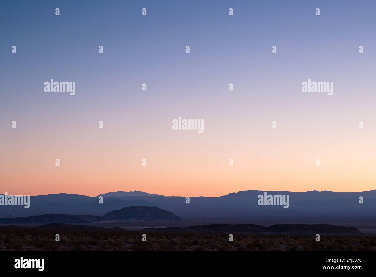 Dawn colors above the Mojave Desert, Mojave National Preserve ...