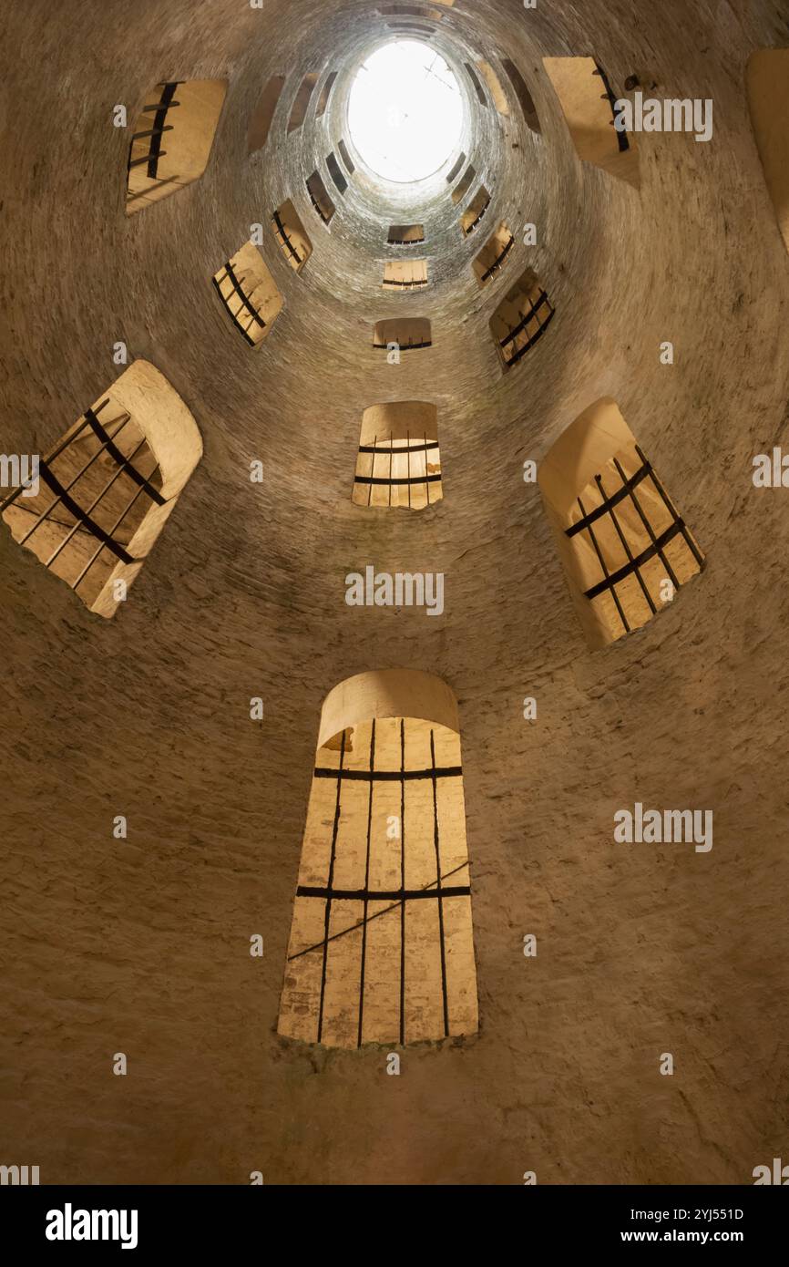 Grand shaft helix staircase hi-res stock photography and images - Alamy