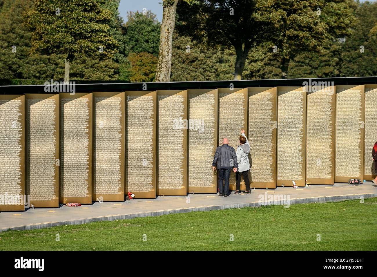 The Notre-Dame-de-Lorette national necropolis is a French military ...