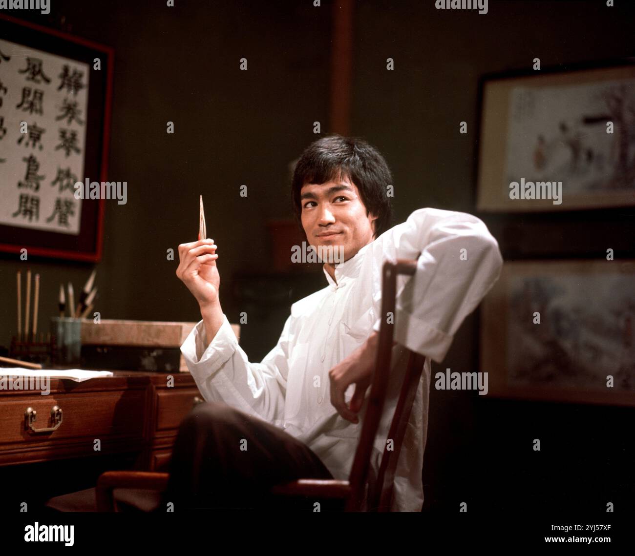 Enter the dragon hi-res stock photography and images - Alamy