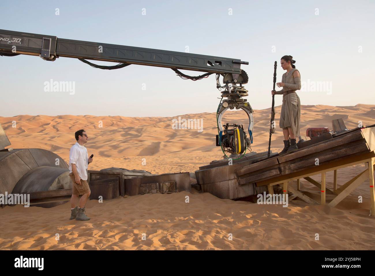 J.J ABRAMS and DAISY RIDLEY in STAR WARS: EPISODE VII-THE FORCE AWAKENS ...