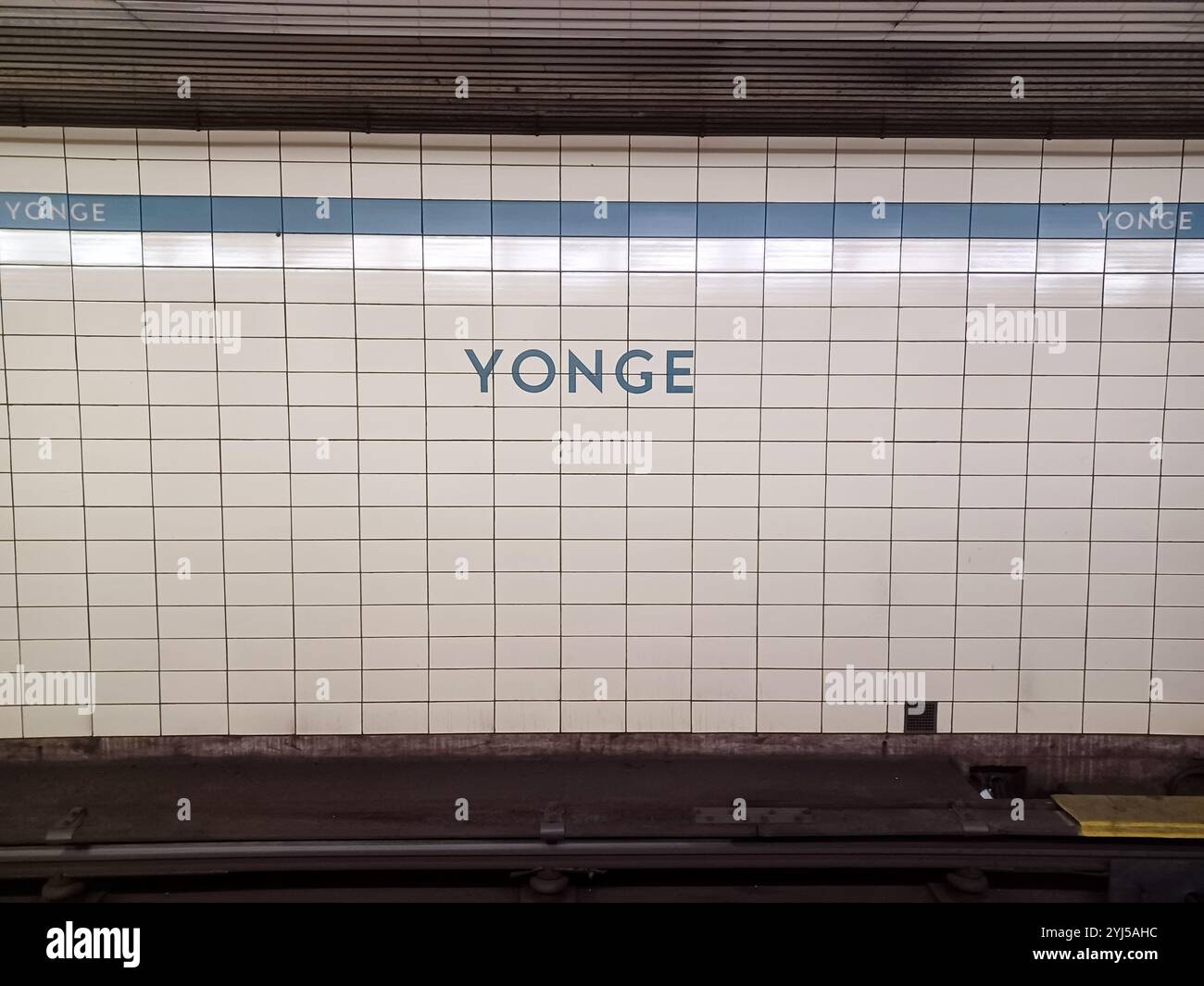 Toronto subway inside hi-res stock photography and images - Alamy