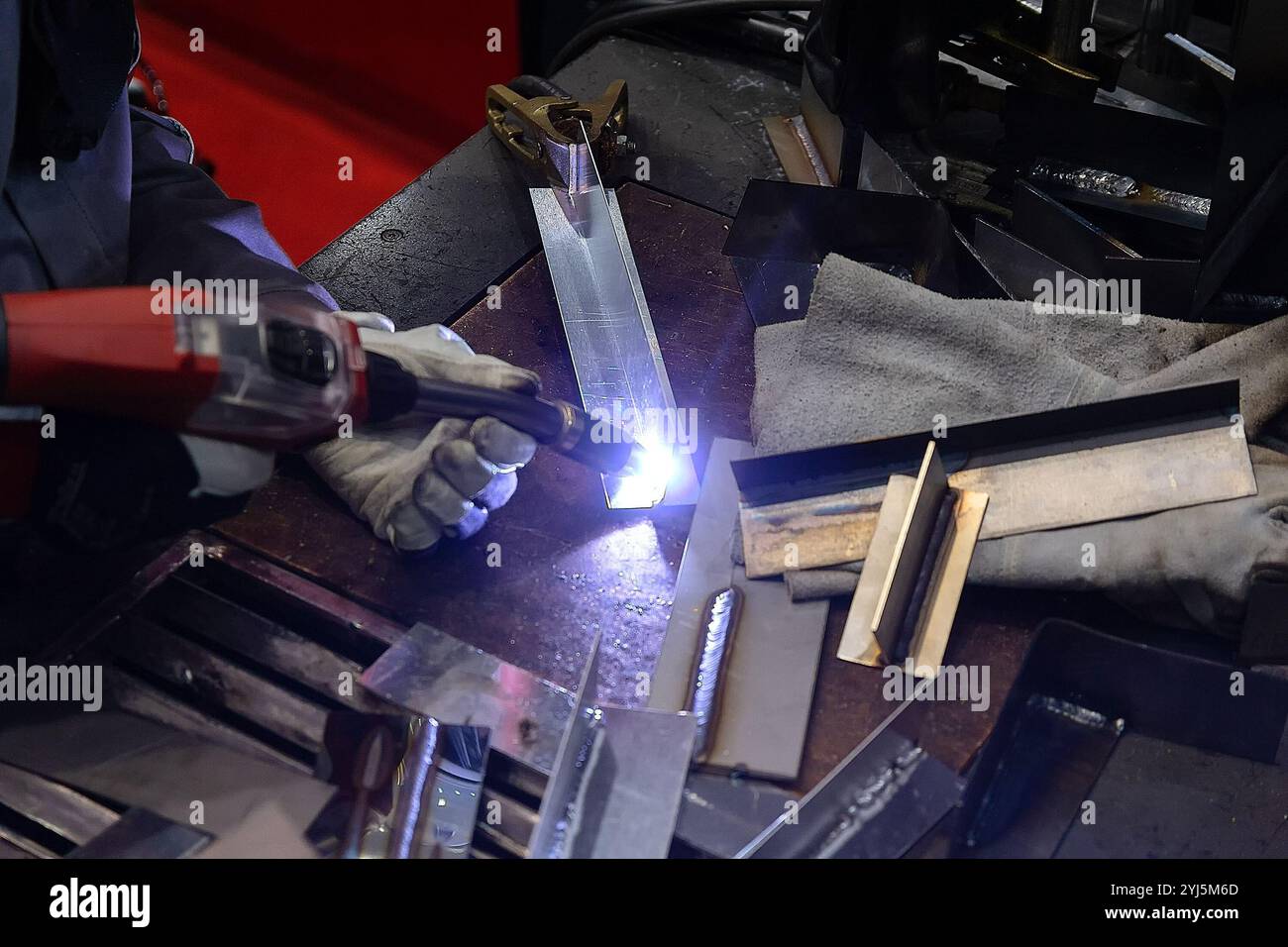 Welder parts hi-res stock photography and images - Alamy