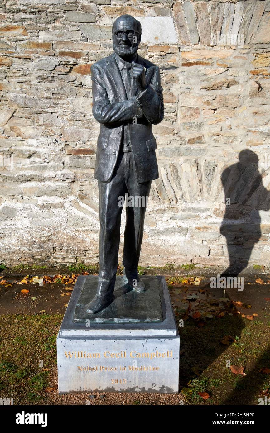 statue of william cecil campbell nobel prize winner in medicine who was ...