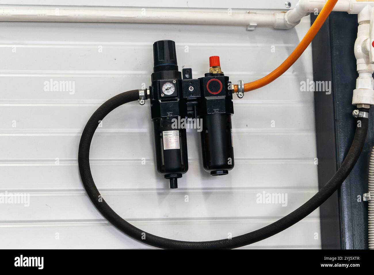 Compressed air car hi-res stock photography and images - Alamy