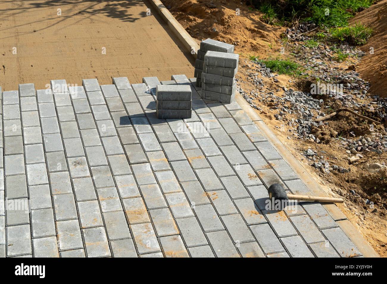 Pathway materials hi-res stock photography and images - Alamy