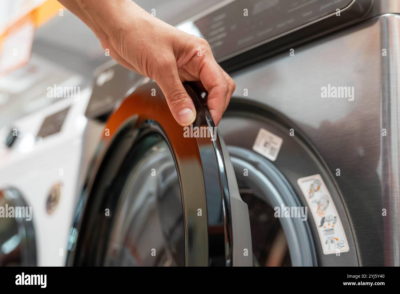 Machine design specifications hi-res stock photography and images - Alamy