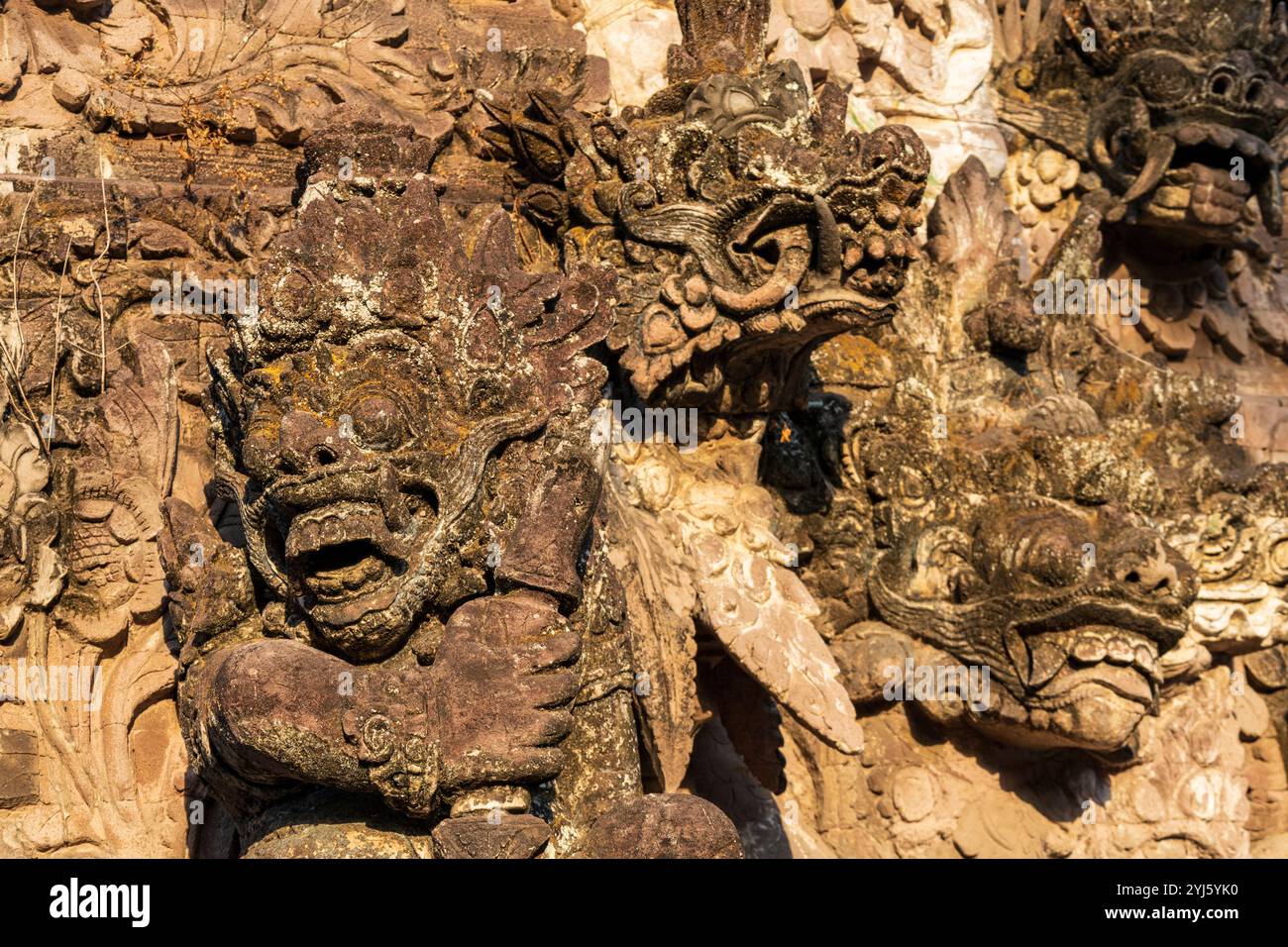 Pura Beji fertility temple to the rice goddess Dewi Sri in Sangsit ...