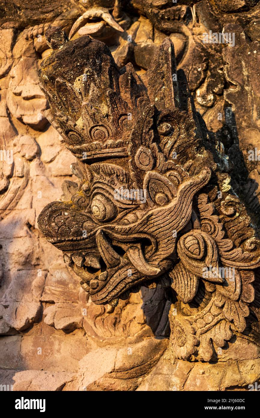 Pura Beji fertility temple to the rice goddess Dewi Sri in Sangsit ...