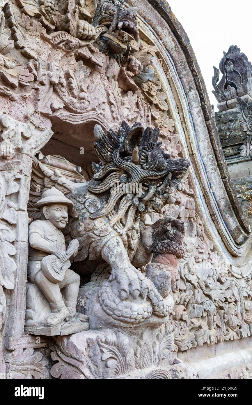 Pura Beji fertility temple to the rice goddess Dewi Sri in Sangsit ...