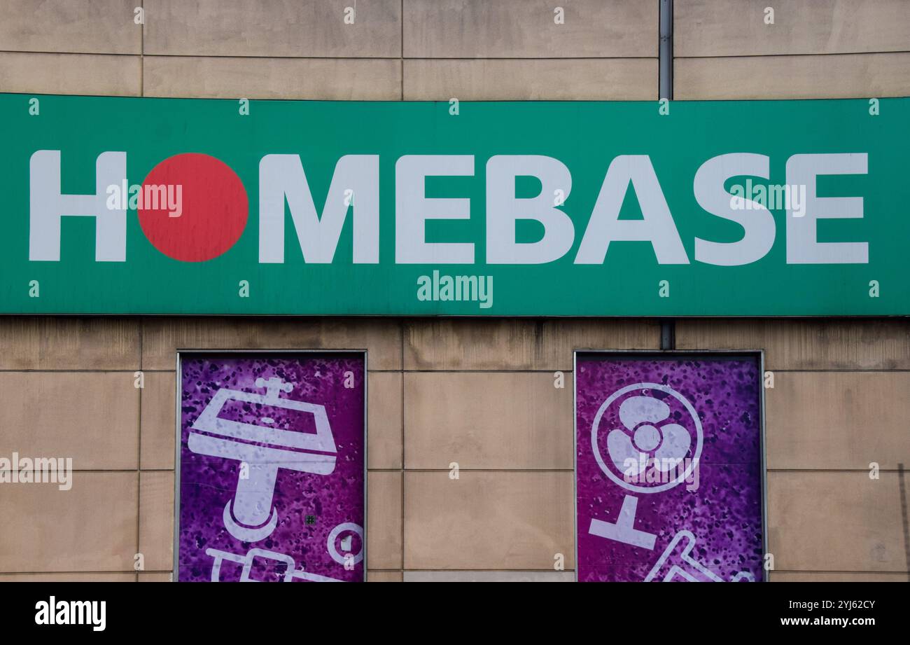 London, UK. 13th November 2024. Exterior view of a Homebase store in ...