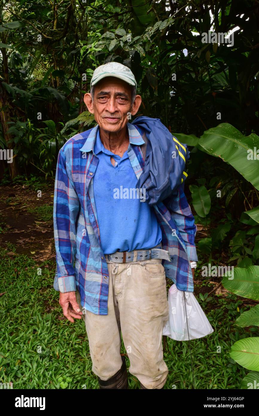 Costa rican man hi-res stock photography and images - Alamy