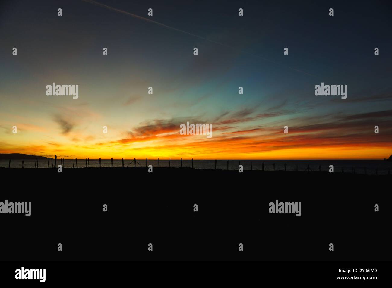 Nubes en el mar hi-res stock photography and images - Alamy