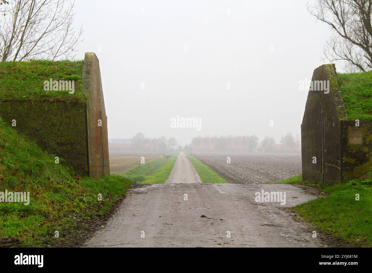 Dike passage hi-res stock photography and images - Alamy