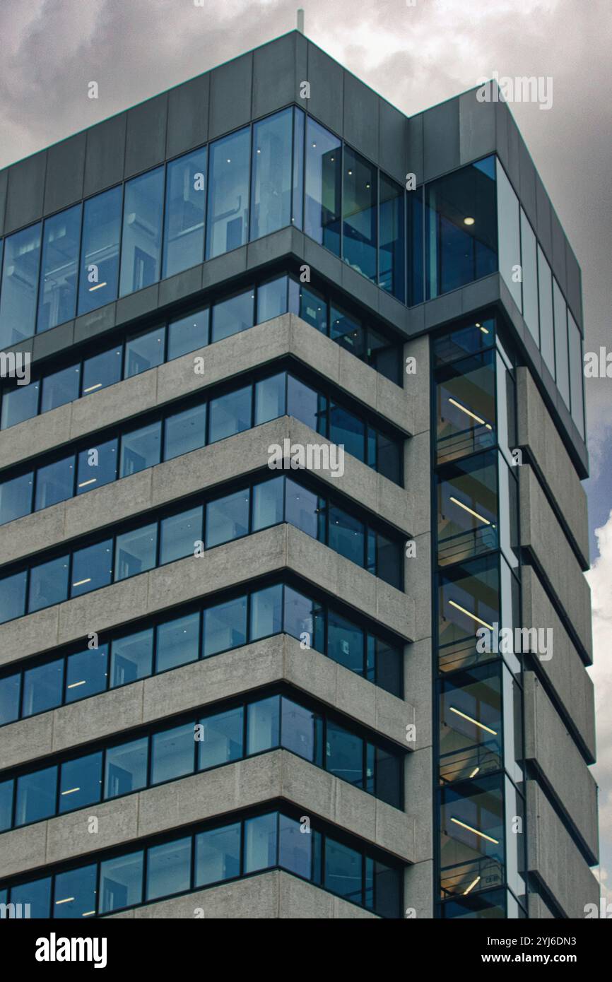Tall glass elevator shaft hi-res stock photography and images - Alamy