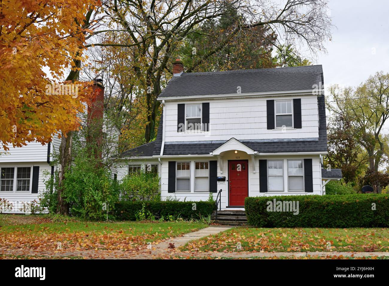 Suburban house exterior america family hi-res stock photography and ...