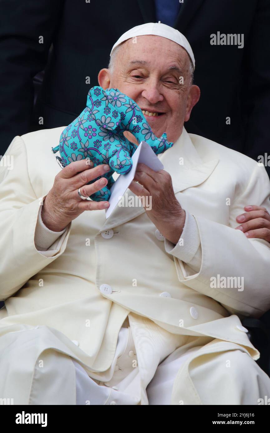 Vatican City State. 13th Nov, 2024. POPE FRANCIS receives a blue ...