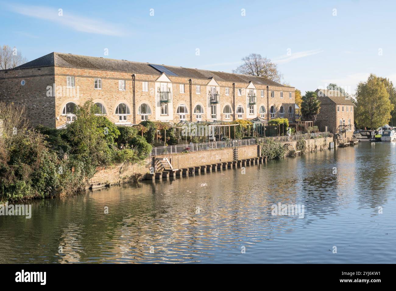 Residential terrace hi-res stock photography and images - Alamy