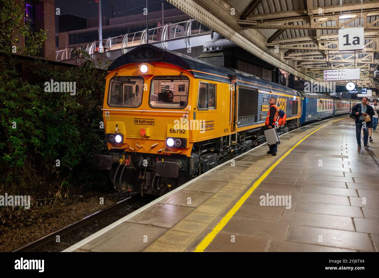 Rail Tours Class 66 arrives at Nottingham Station Stock Photo - Alamy