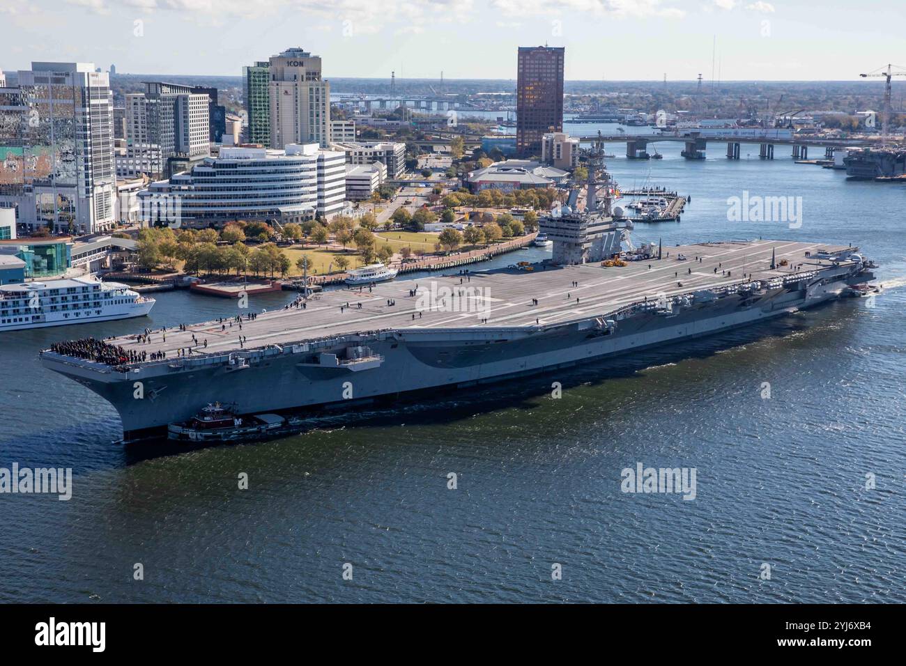 Norfork, United States. 12th Nov, 2024. The U.S. Navy Nimitz-class ...