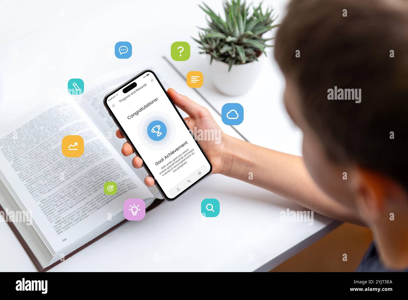 Achievement tracking icons hi-res stock photography and images - Alamy