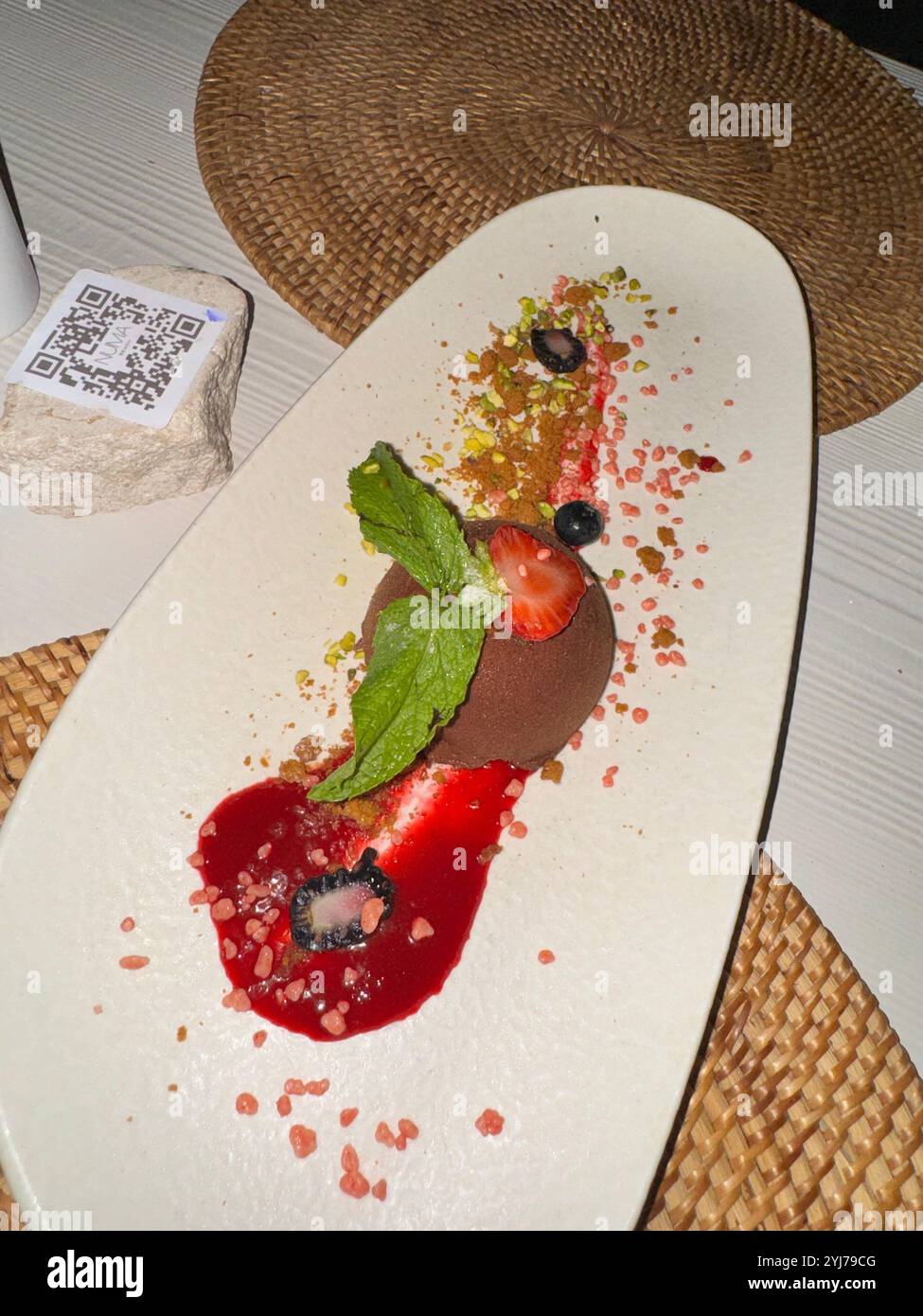 Going out istanbul hi-res stock photography and images - Alamy