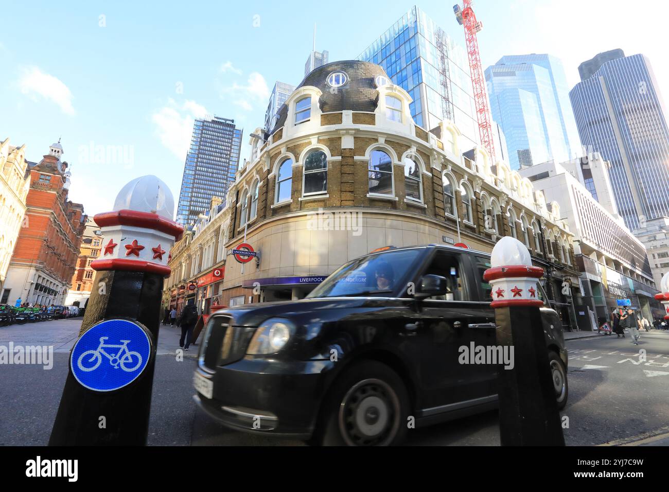 Exterior of Liverpool Street tube station in the City of London, UK ...