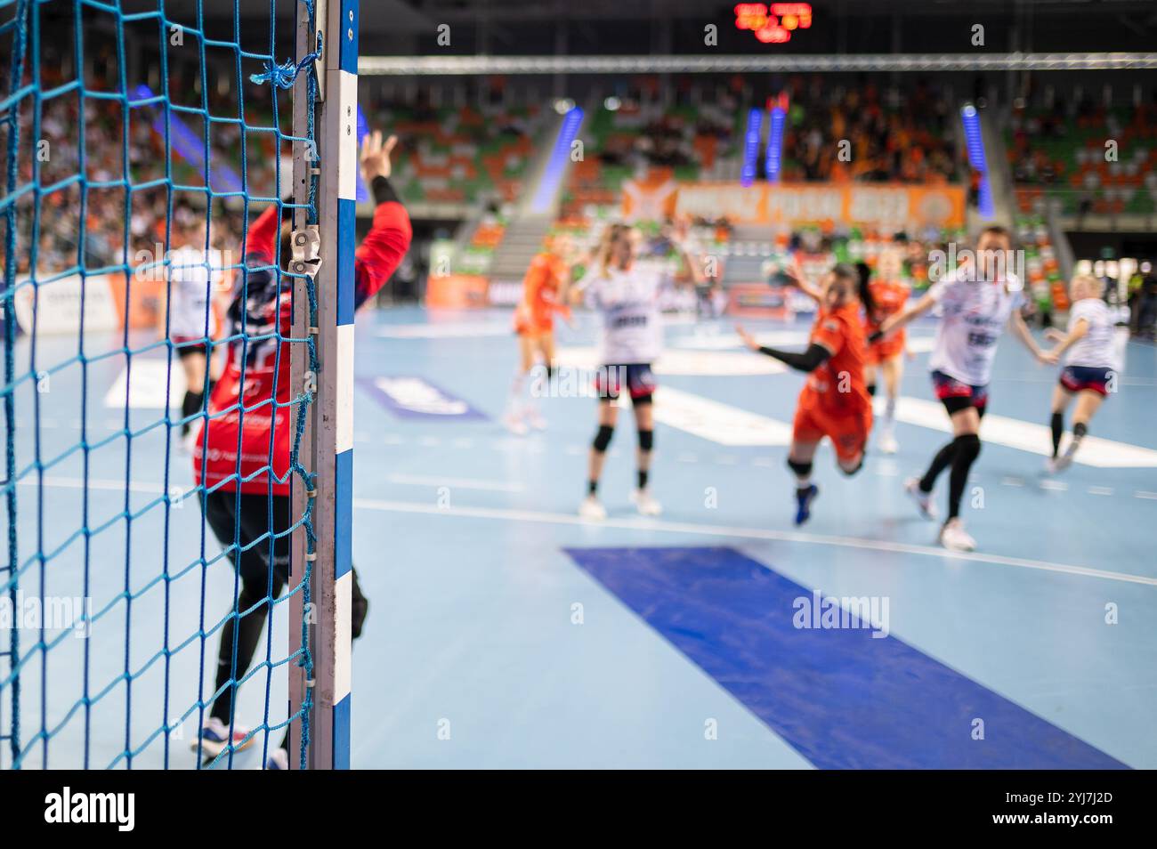 Female handball players hi-res stock photography and images - Alamy