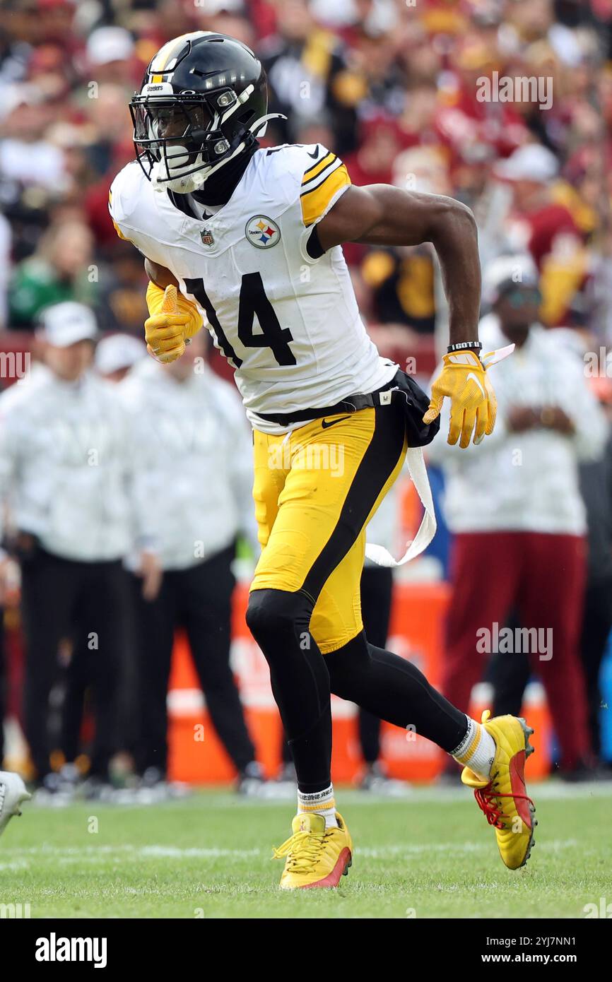 Pittsburgh Steelers wide receiver George Pickens (14) runs a route ...