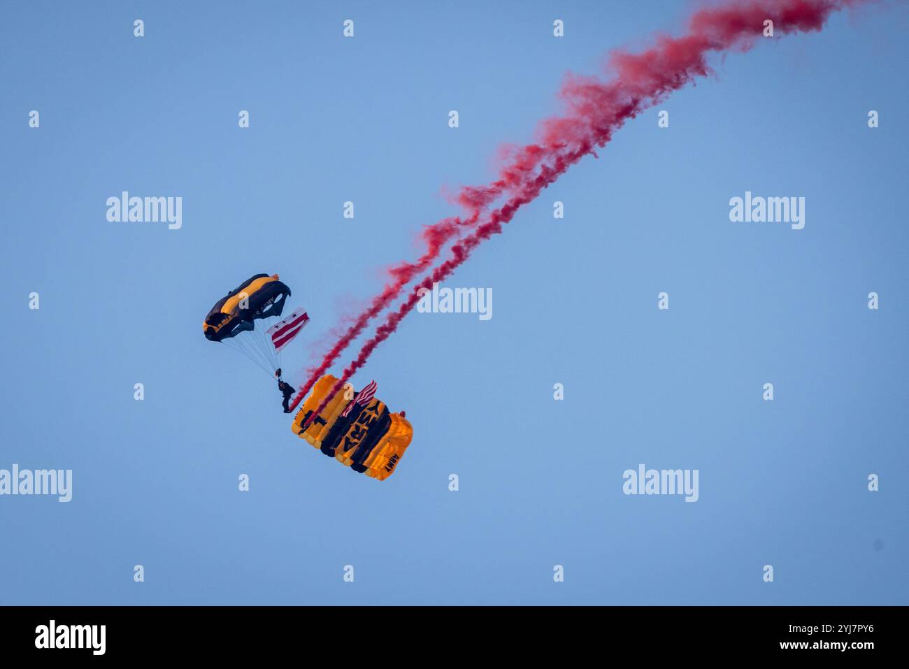 Army ten miler hi-res stock photography and images - Alamy