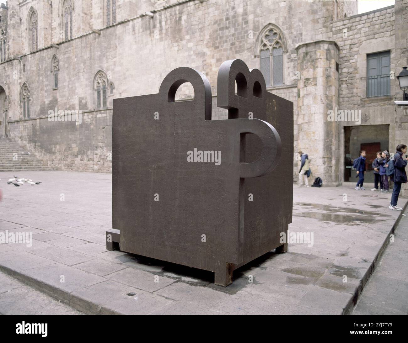 Topos v hi-res stock photography and images - Alamy