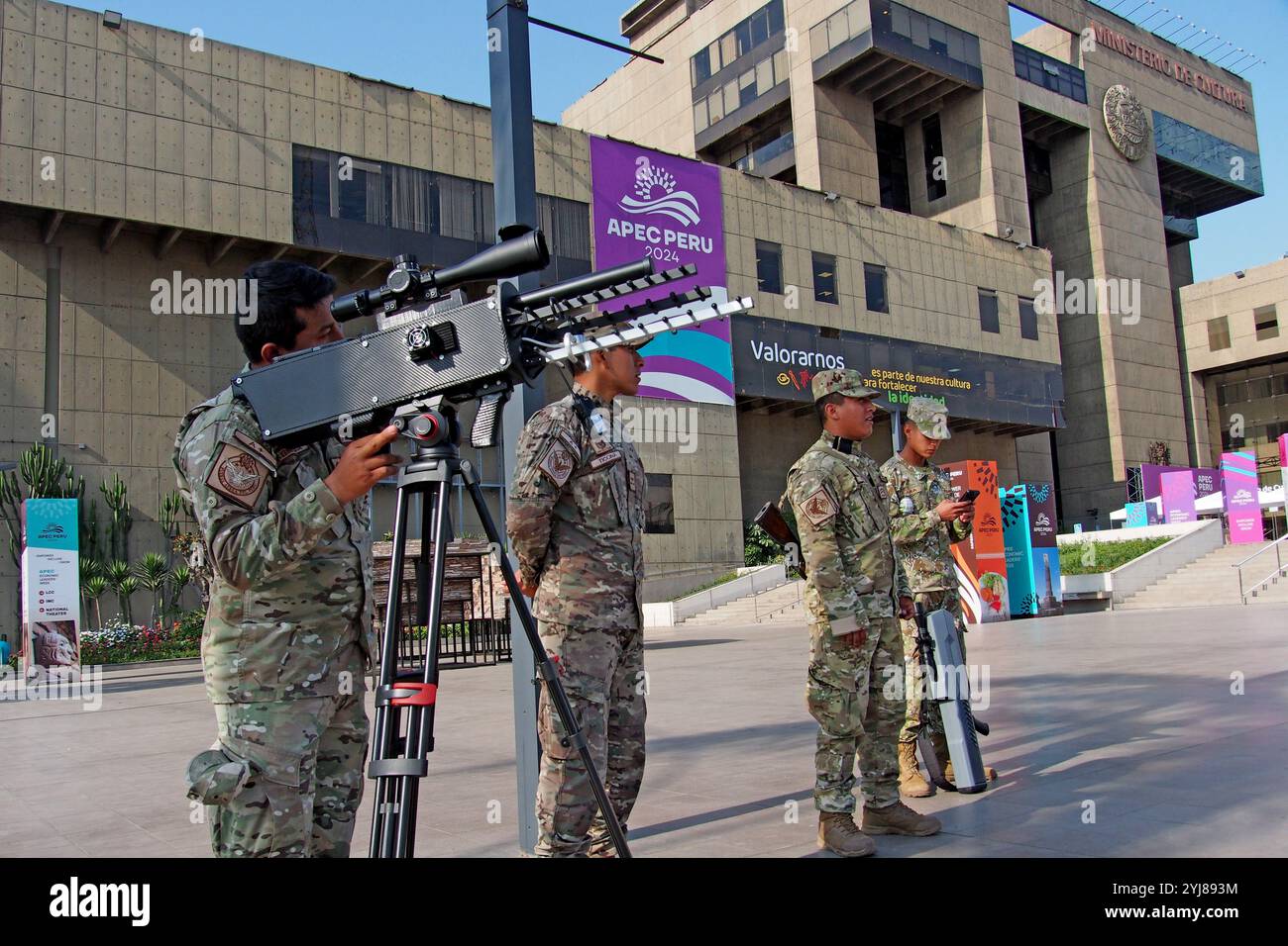 Lima, Peru. 13th Nov, 2024. Drone jammer weapon outside the APEC Peru ...