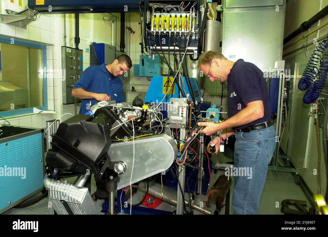 RECORD DATE NOT STATED internal combustion engine in automotive ...
