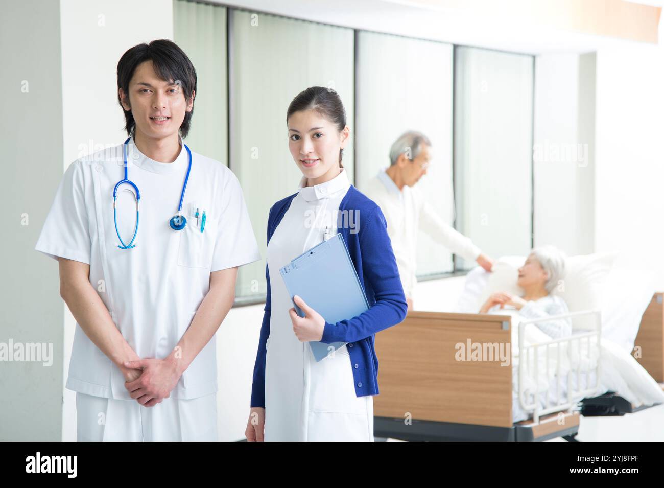 Hospitalised senior patient, doctor and nurse Stock Photo - Alamy