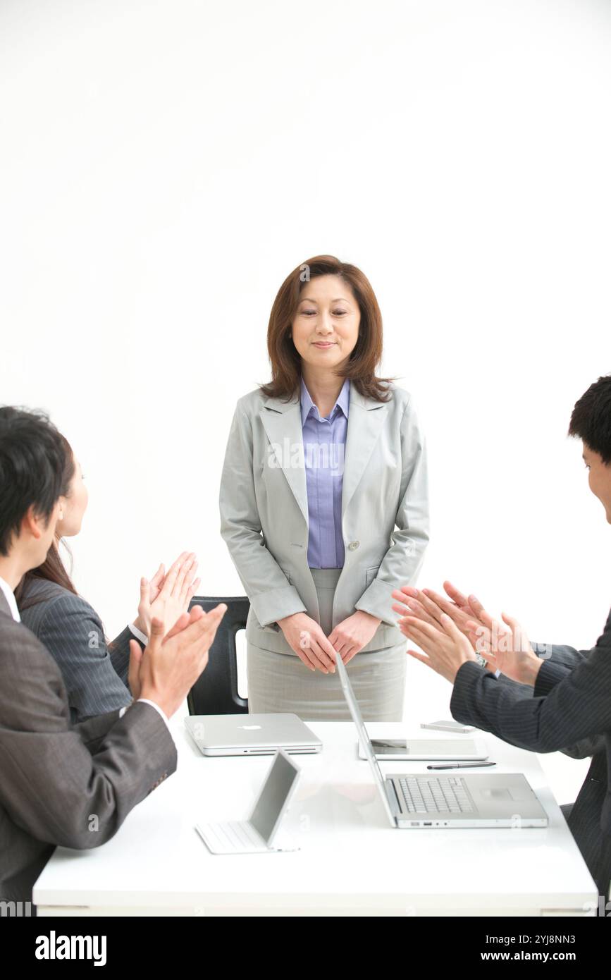 Middle aged office hi-res stock photography and images - Alamy