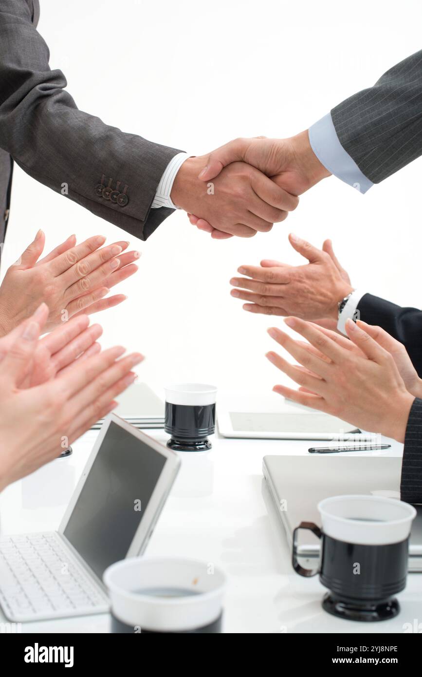 Japanese woman clapping hands hi-res stock photography and images - Alamy