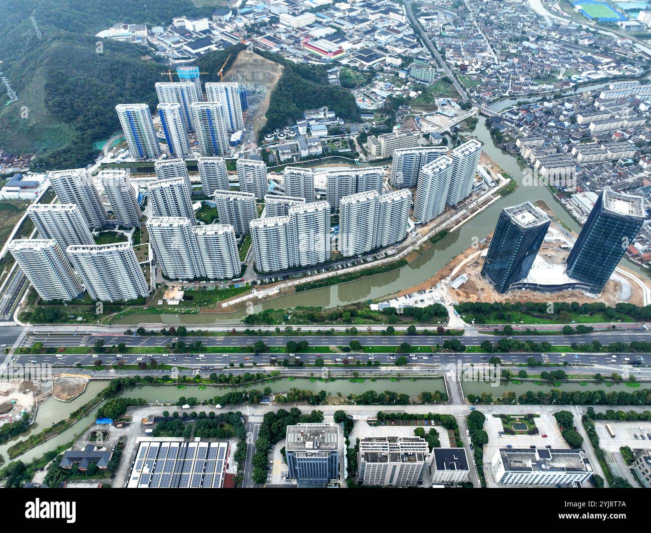 An aerial photo shows community construction in Zhoushan city, Zhejiang ...