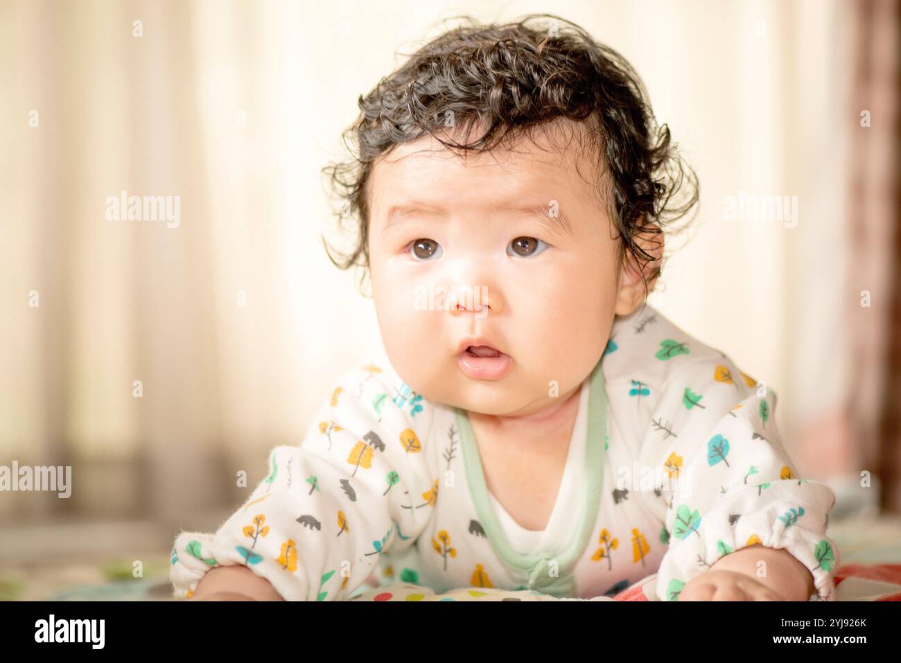 4 months old Staring baby Stock Photo - Alamy