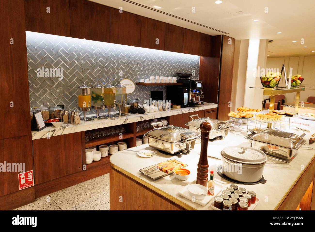 12 Nov. 2024. London, UK. A food buffet at the Quantas airline lounge ...