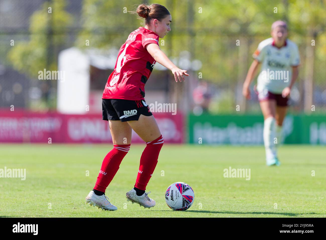 Amy Chessari of the Wanderers match between the Wanderers and Adelaide ...