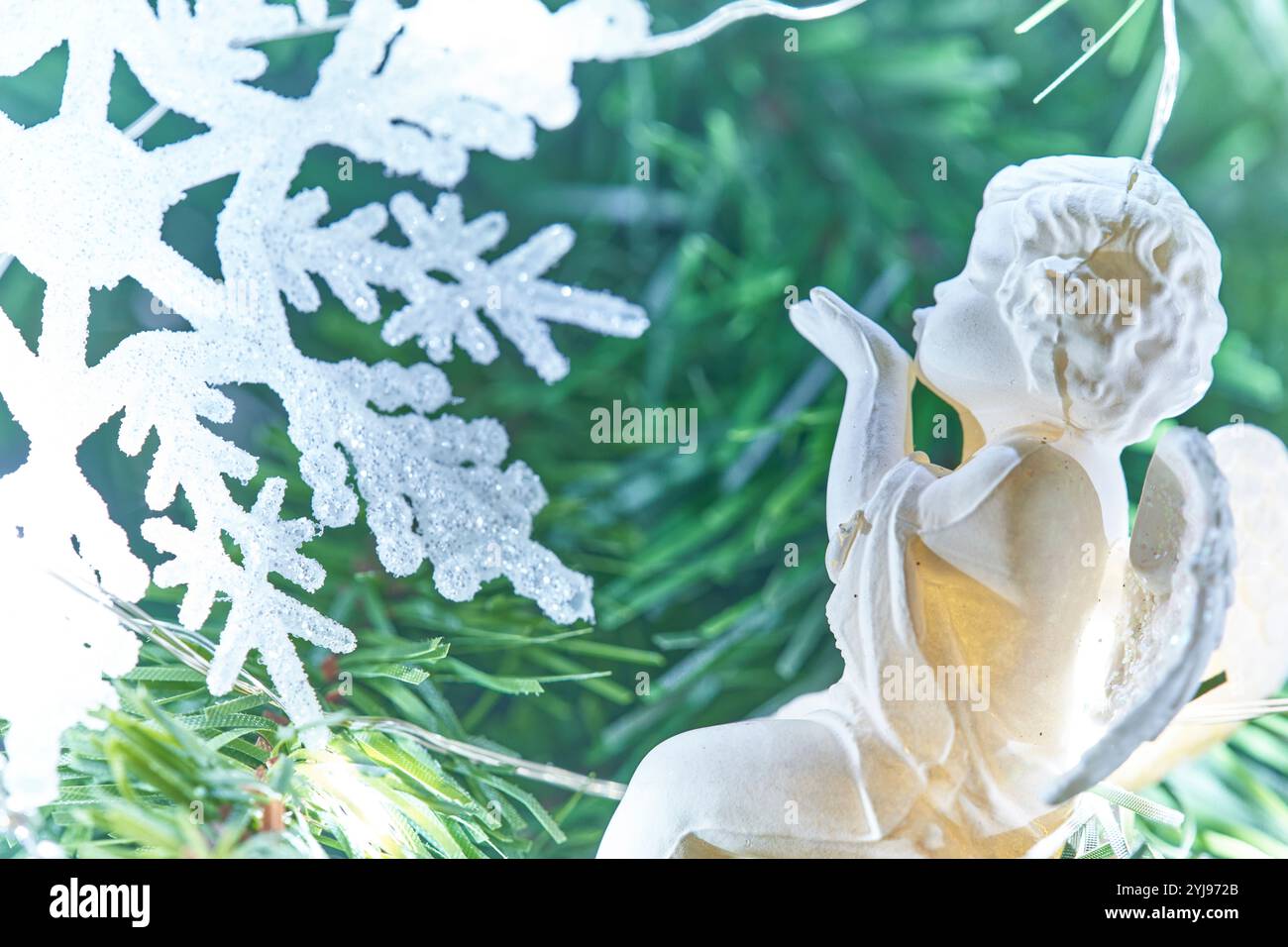 Cute snowflake hi-res stock photography and images - Alamy