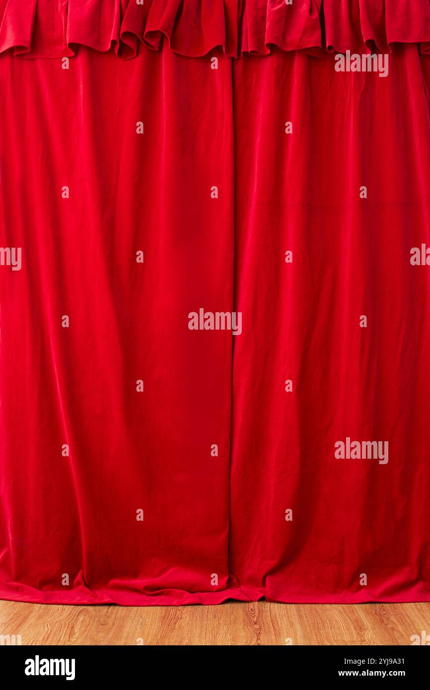 Marriage cloth hi-res stock photography and images - Alamy